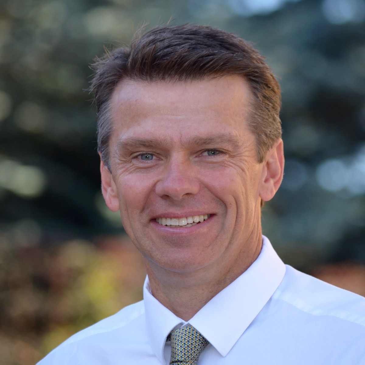 Meet Endodontist L. Antoine Bluth Boise ID